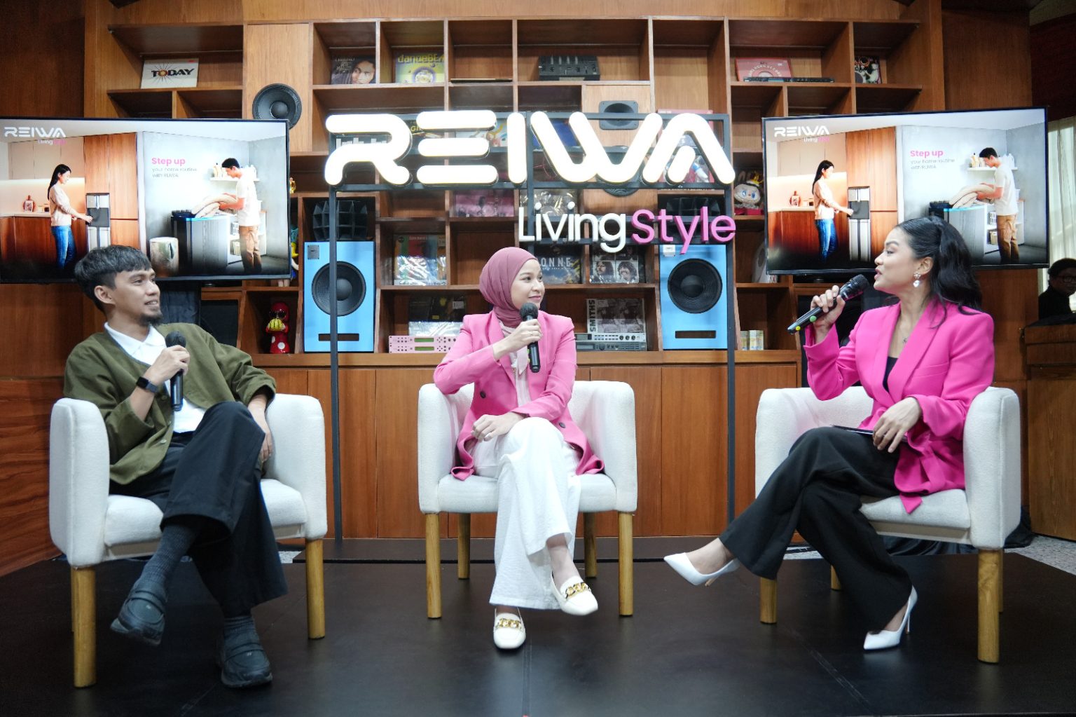 JAK 101 FM – All Great Things For Your Day